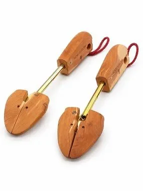 Rochester Shoe Tree Co | Shoes | Rochester Shoe Tree Co Cedar Wooden ...